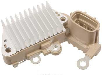 IN240 Voltage Regulator for Nippondenso ( Denso ) type Alternators - 12 ...